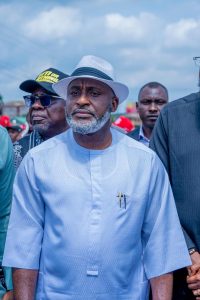 Governor Otti Inspects Umuahia Central Buss Terminal , As Project Nears ...